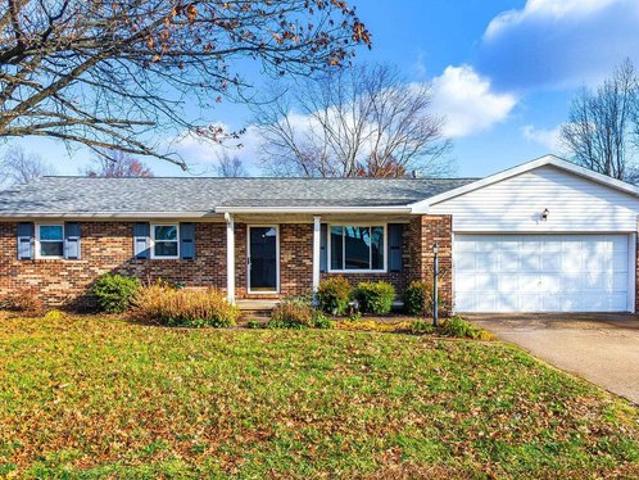 4366 Spruce Dr, Newburgh, IN 47630