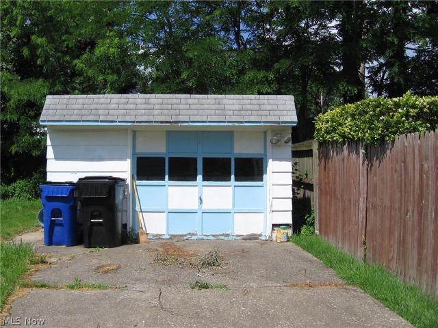 4366 W 61st Street