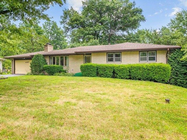 4367 Shorewood Dr, Rockford, IL 61101