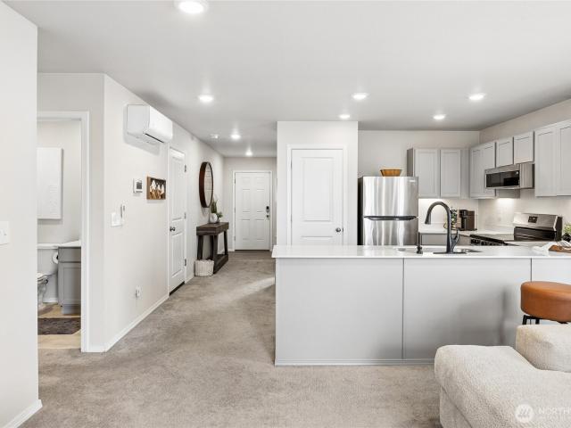 4369 SE Woodford Court