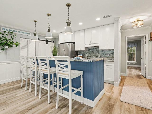 4369 Spa Dr. 305