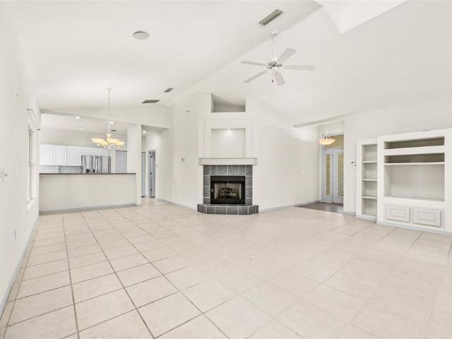 4360 NW 36th Ter, Gainesville, FL 32605 | MLS #GC537567