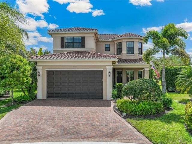 4360 Aurora St, Naples, FL 34119