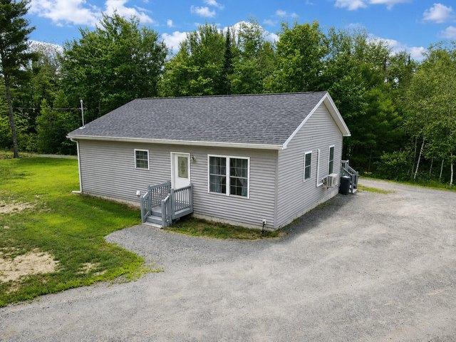 4360 Bennoch Rd, Alton, ME 04468