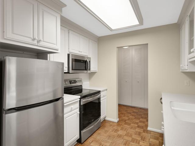 4360 Brookside Court # 105