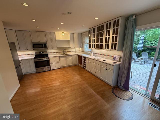 4360 Greenberry Lane