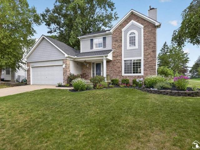 43616 Lotus Dr, Canton, MI 48188