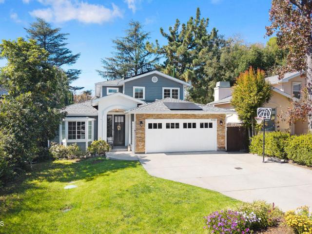 4361 Bel Air Dr, La Canada Flintridge, CA 91011 | MLS #P1 26476 | Compass