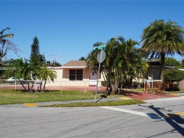4361 SW 49th Ct, Dania Beach, FL 33314