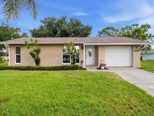 4362 Great Lakes Dr N, Clearwater, FL 33762
