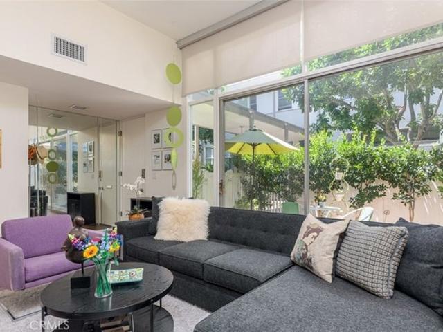 4362 W Kling St, Burbank, CA 91505