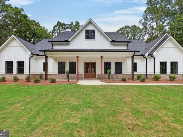 4362 Willow Springs Rd, Dallas, GA 30132
