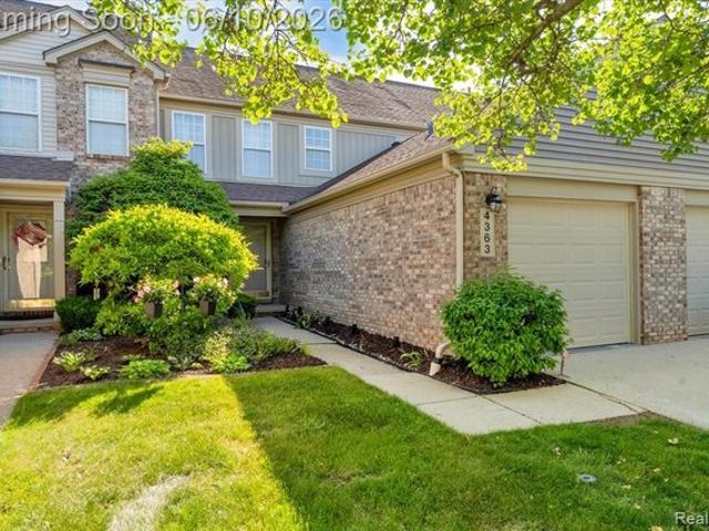 4363 Hunters Cir E, Canton, MI 48188