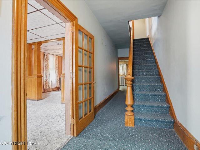 436 Center Avenue