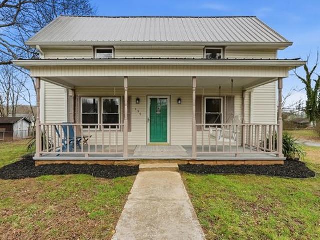 436 Church St, Graysville, TN 37338