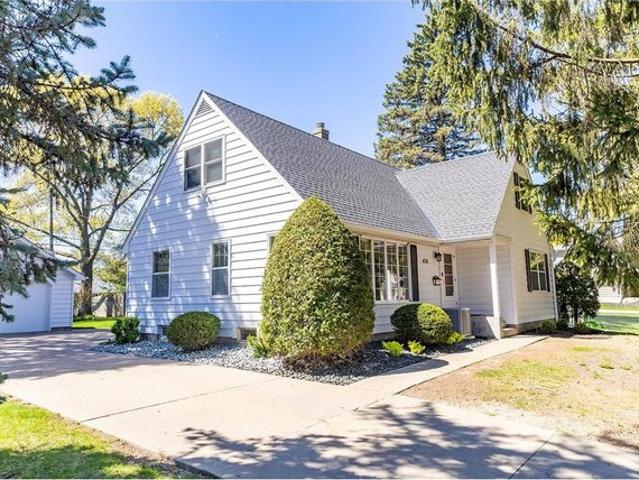 436 Bernard St E, West Saint Paul, MN 55118