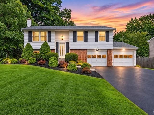 436 Birchwood Blvd, Baldwinsville, NY 13027