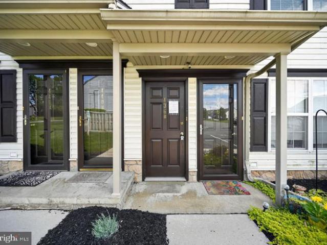 436 Buttonwood Lane # B