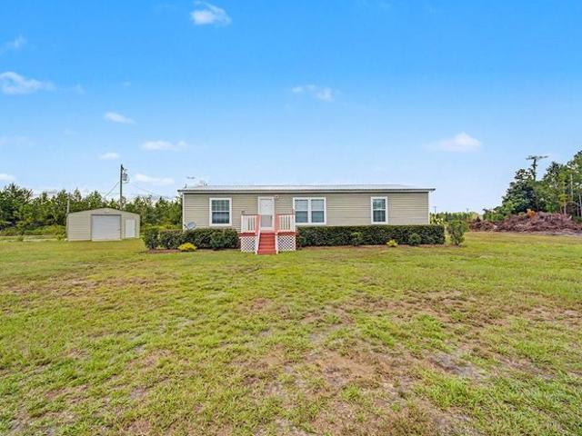436 Douglas Rd, Du Pont, GA 31630