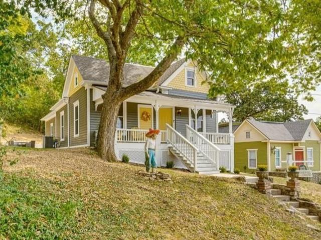 436 E Broadway Ave, Excelsior Springs, MO 64024