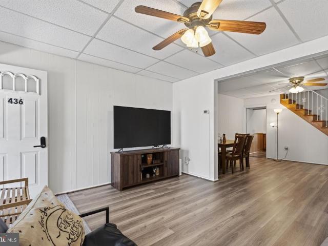 436 E Elm Street