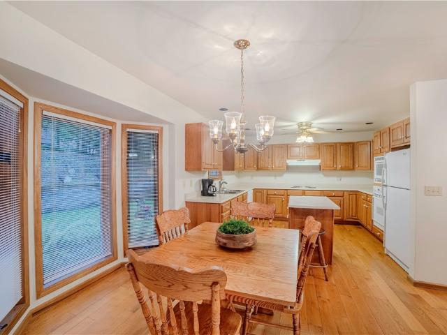 436 Forest Ridge Rd