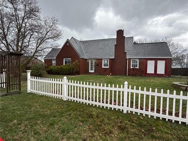 436 Fannie St, McDonald, PA 15057 | Compass