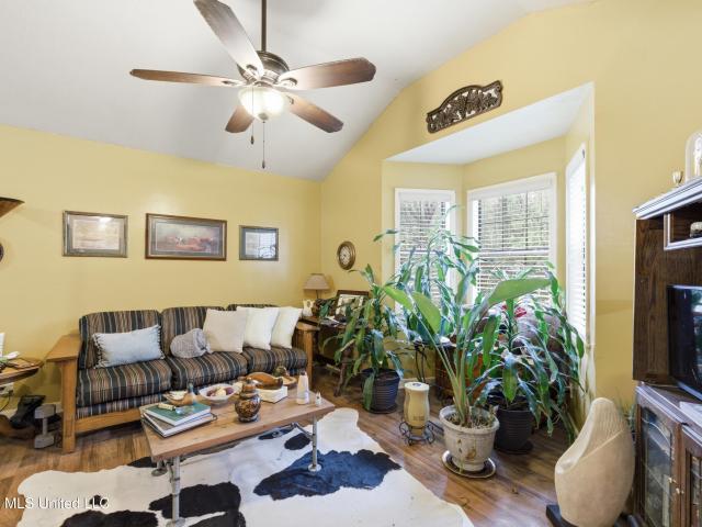 436 Flag Lake Road