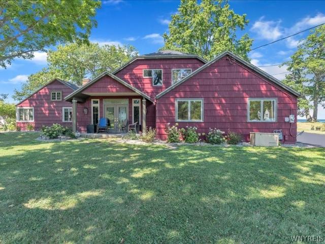 436 Lake Shore Drive W