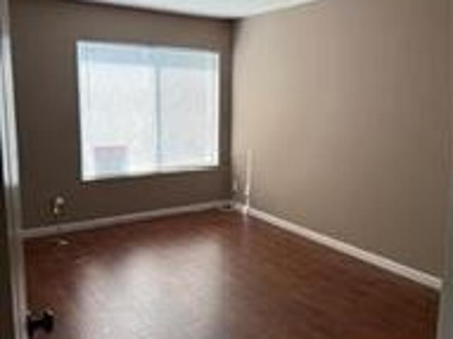 436 N Imperial