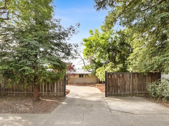 436 Scripps Dr, Davis, CA 95616