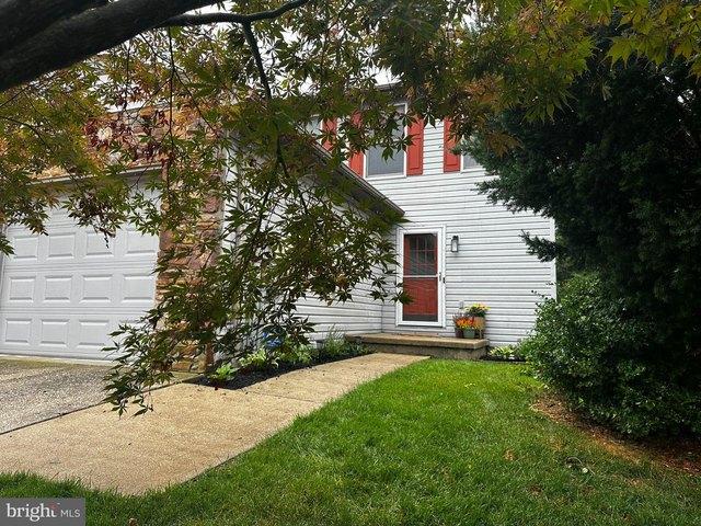 436 Springbrook Ct Unit E1, Hanover, PA 17331
