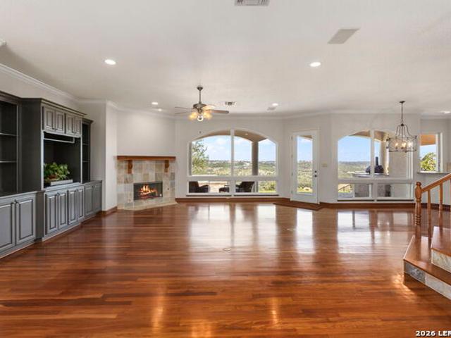 436 Paradise Pt
