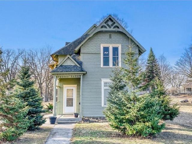 436 Park St, Anoka, MN 55303