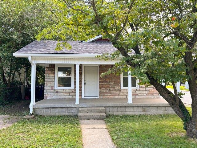 436 Price Rd, Lexington, KY 40508