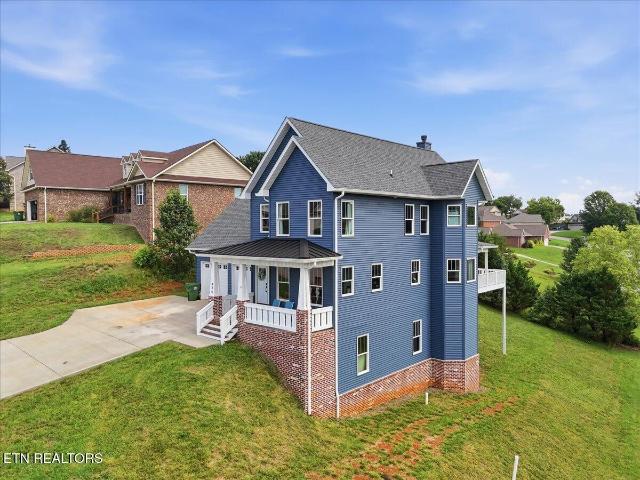 436 Woodgate Drive