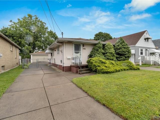436 Weimar St, Buffalo, NY 14206