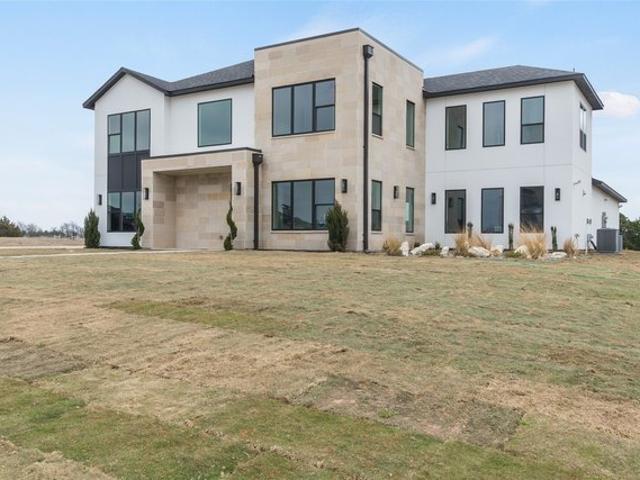 436 Whispering Way, Red Oak, TX 75154