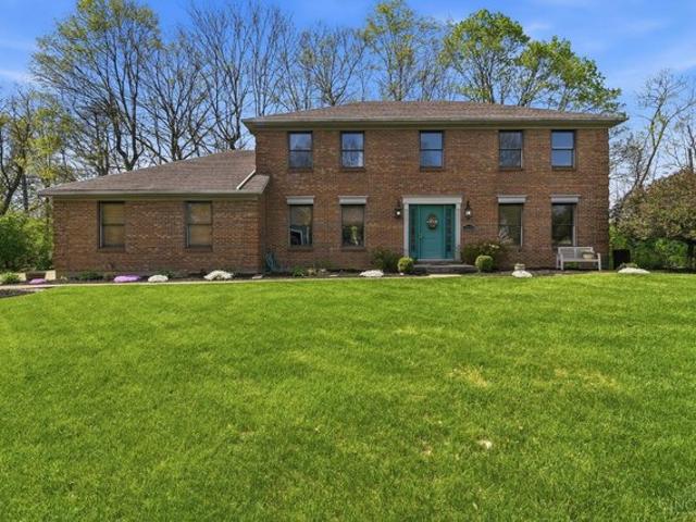 4374 Boomer Rd, Green Township, OH 45247