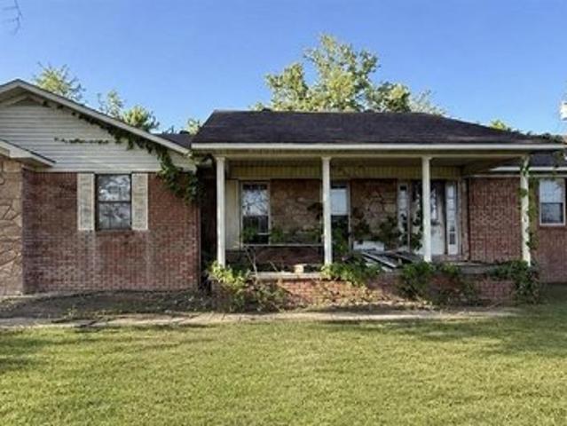 4374 Summer Shade Rd, Summer Shade, KY 42166