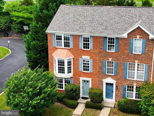 43756 Tolamac Dr, Ashburn, VA 20147