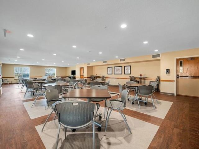 4375 Oak Grove Blvd, San Angelo, TX 76904