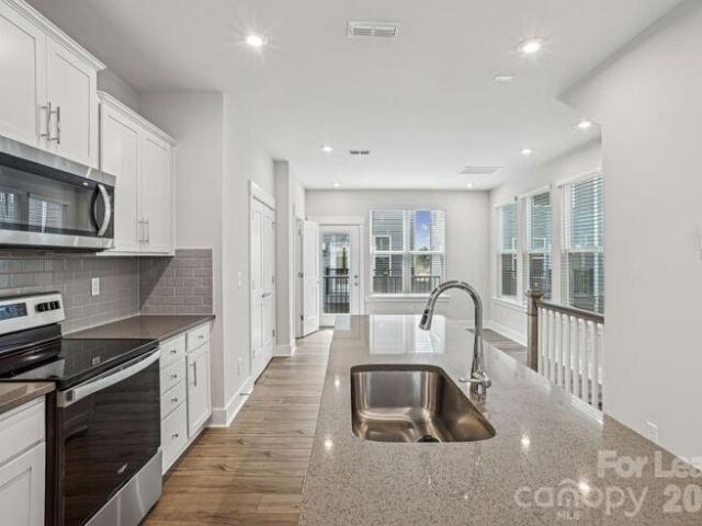 4375 Raleigh St, Unit B1, Charlotte, NC 28213 | MLS #4384