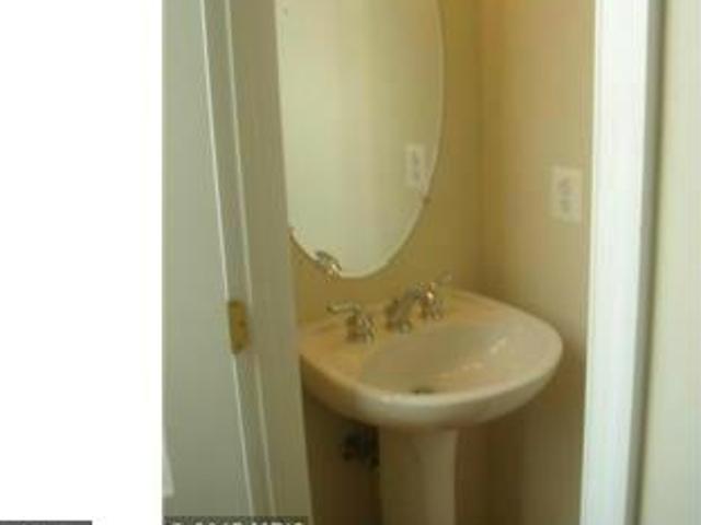 43762 Lees Mill Square