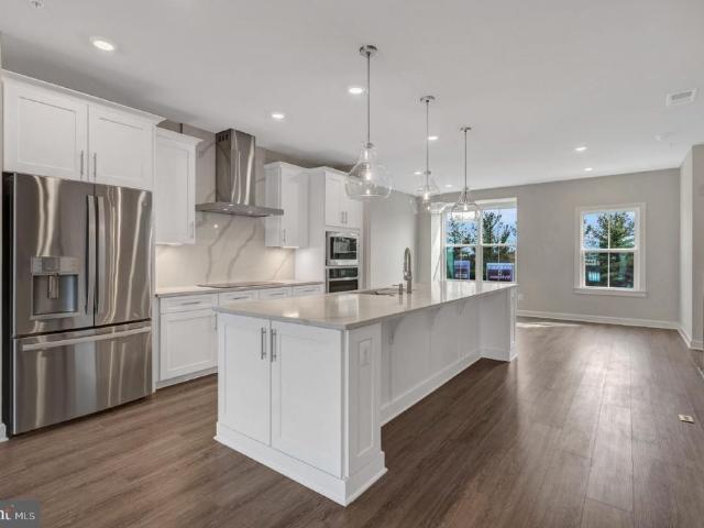 43769 Metro Terrace