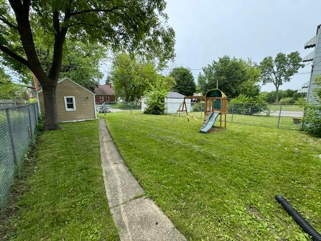 4377 N 48th St