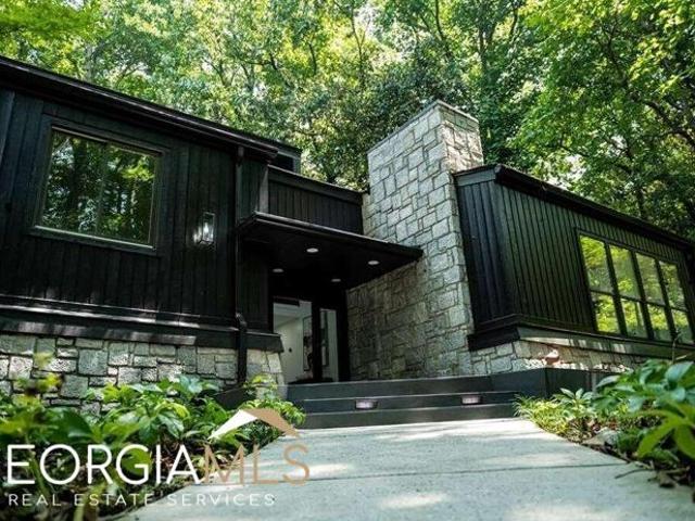 4377 Paran Pl, Atlanta, GA 30327