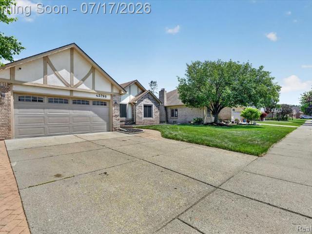 43798 Columbia Drive