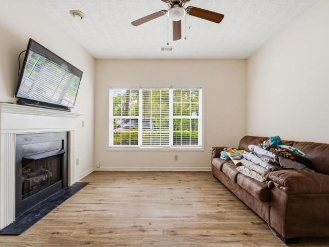 4379 Orchard Park Court