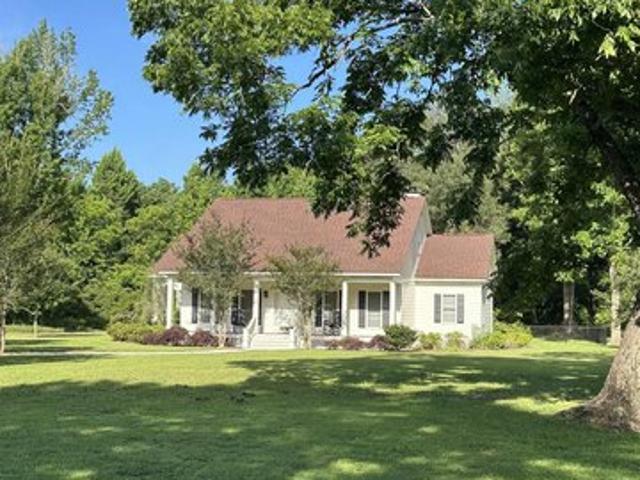 43701 Pine Grove Rd, Bay Minette, AL 36507